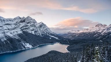 Chill out in one of the coolest spots by Microsoft | Wallpapers ...
